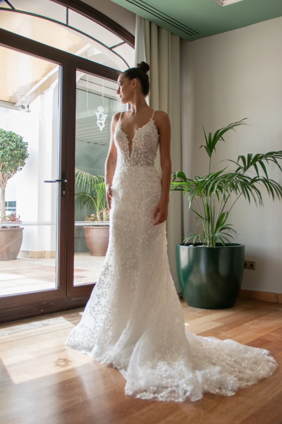 Freesia | Ivory & Grace